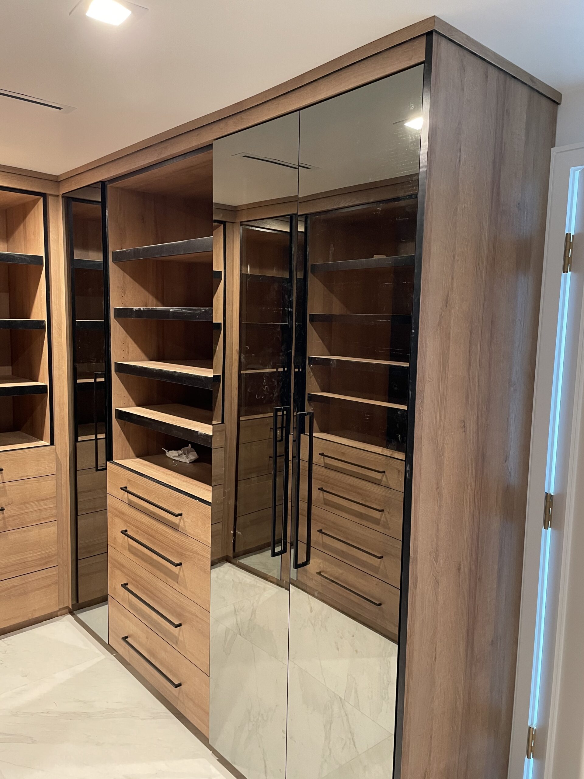 United Best Cabinet – We Make What You Dream of