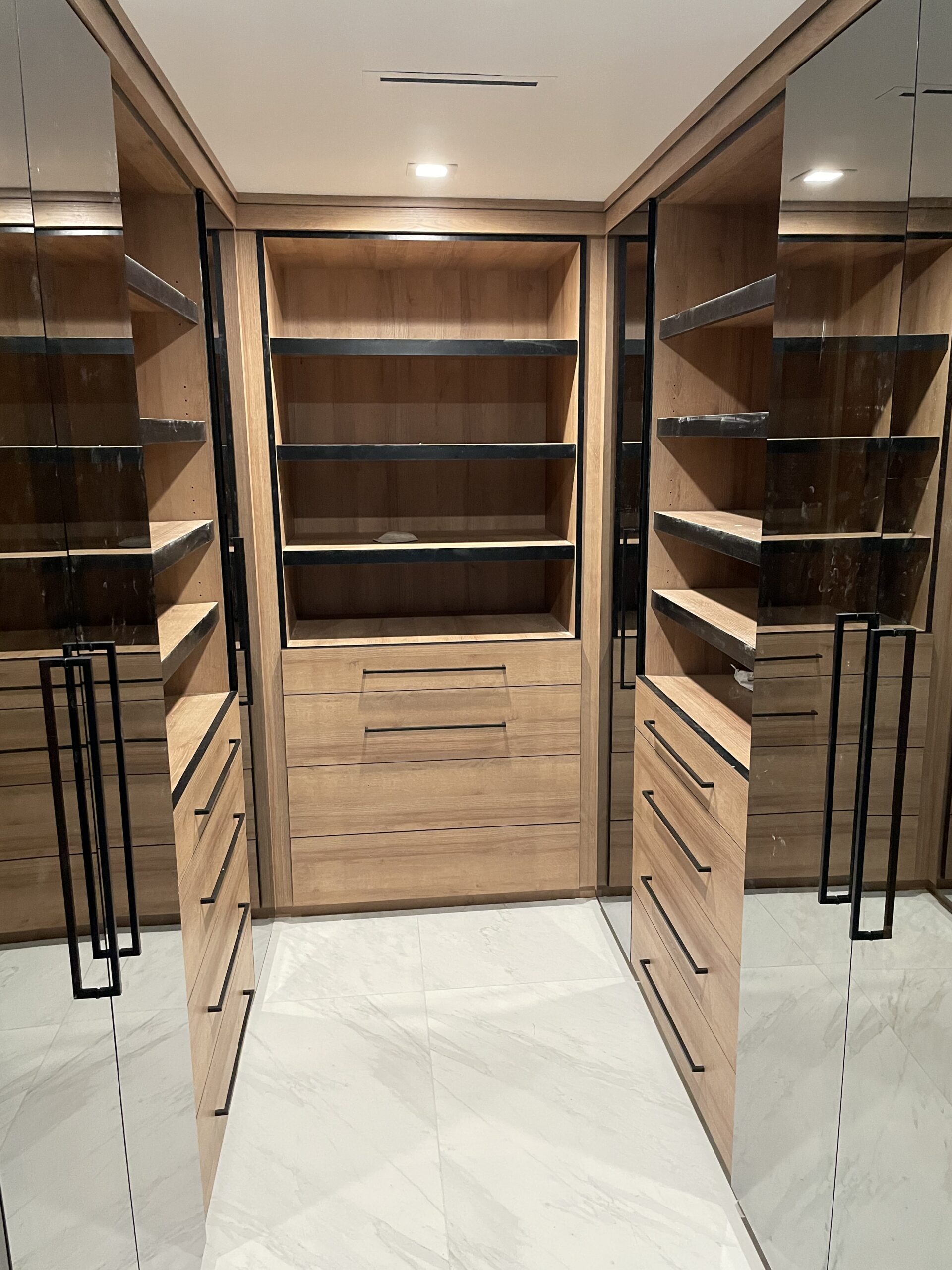 United Best Cabinet – We Make What You Dream of